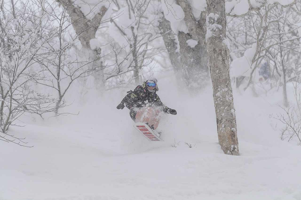 The Expert Niseko Mountain Guide: The Backcountry Gates
