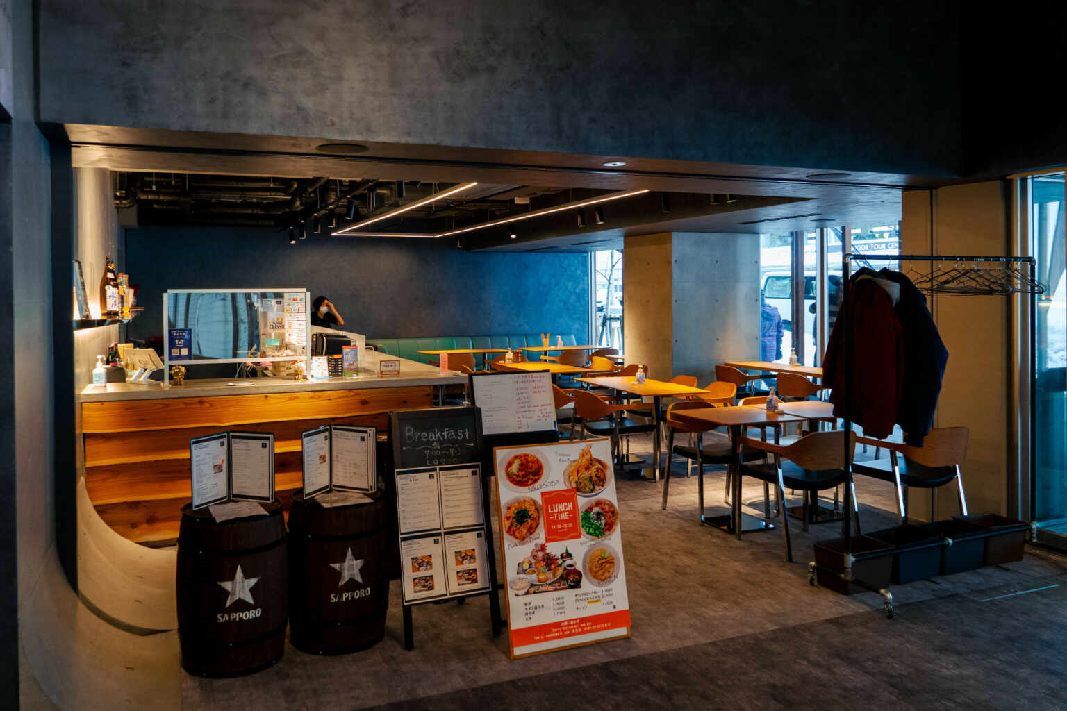 Fenix Restaurant and Bar | Japanese Cuisine Kitanomine Zone